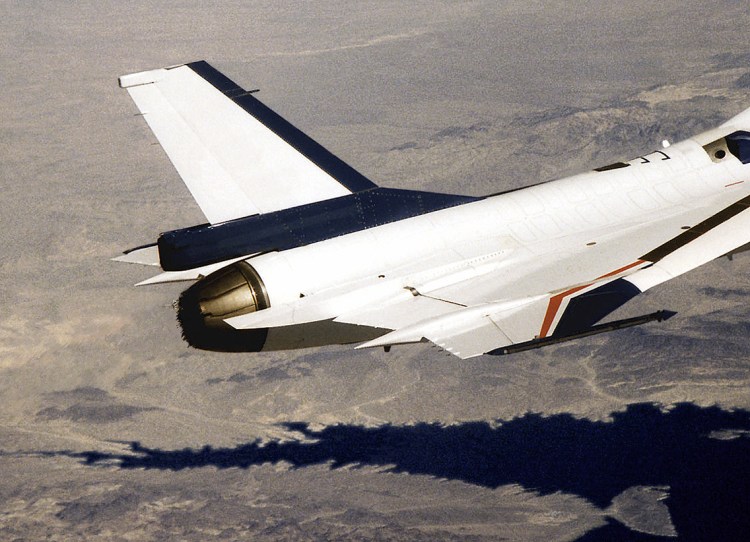 cut-and-thrust-o – Marcus Bunyan – Imagemaker